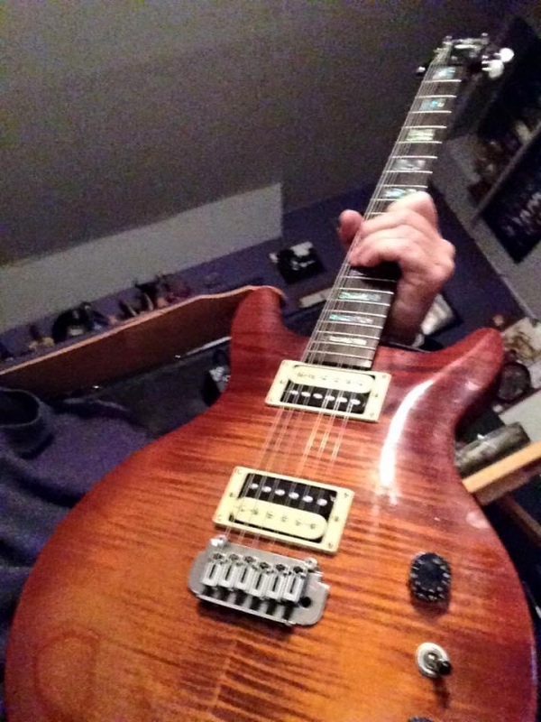 Owners Clubs | Michael Kelly Guitar Co.