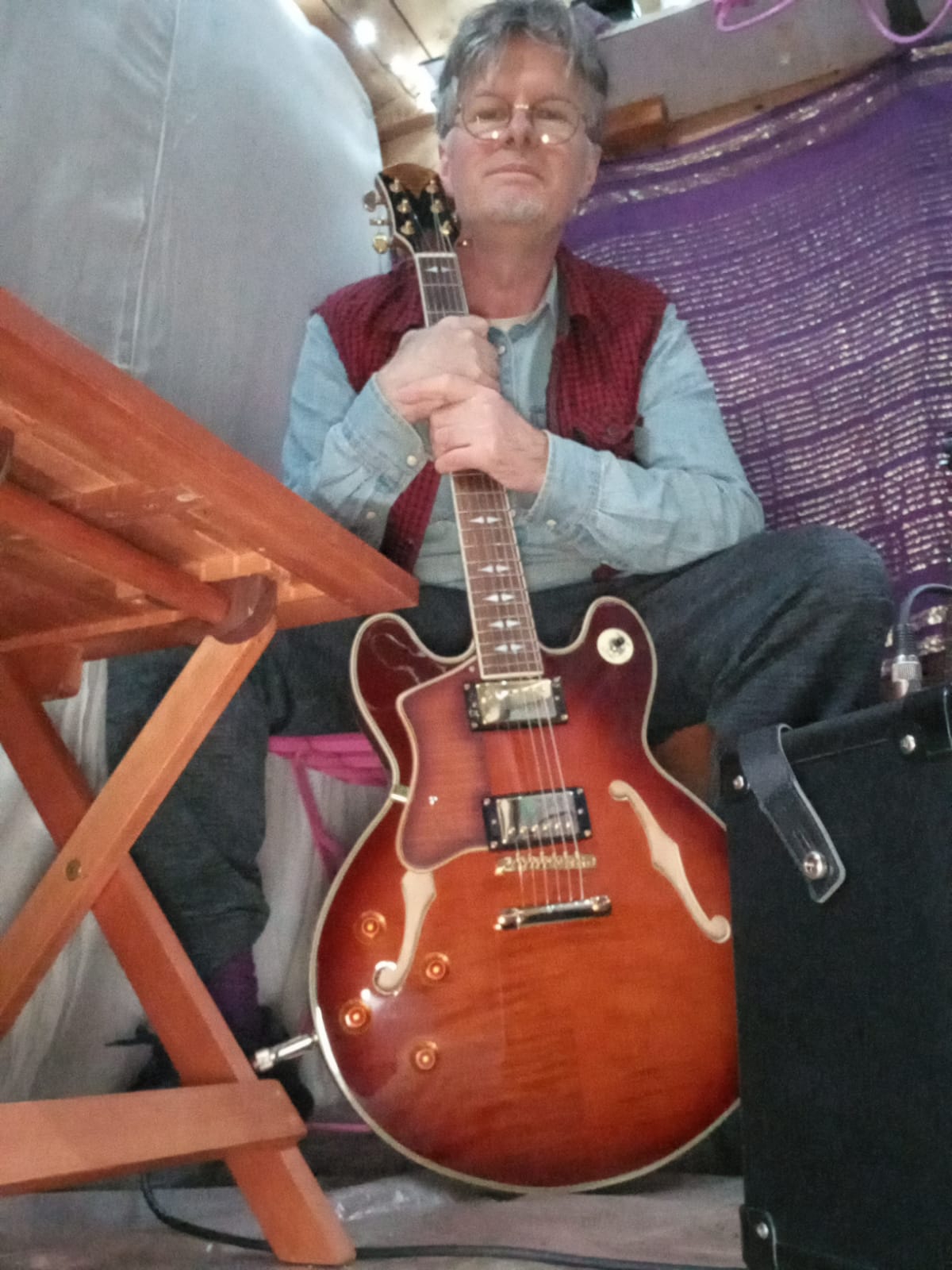 Owners Clubs | Michael Kelly Guitar Co.